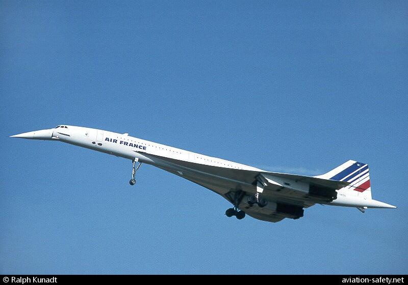 【历史上的今天】法航AF4590协和客机空难20周年纪念日 - 哔哩哔哩