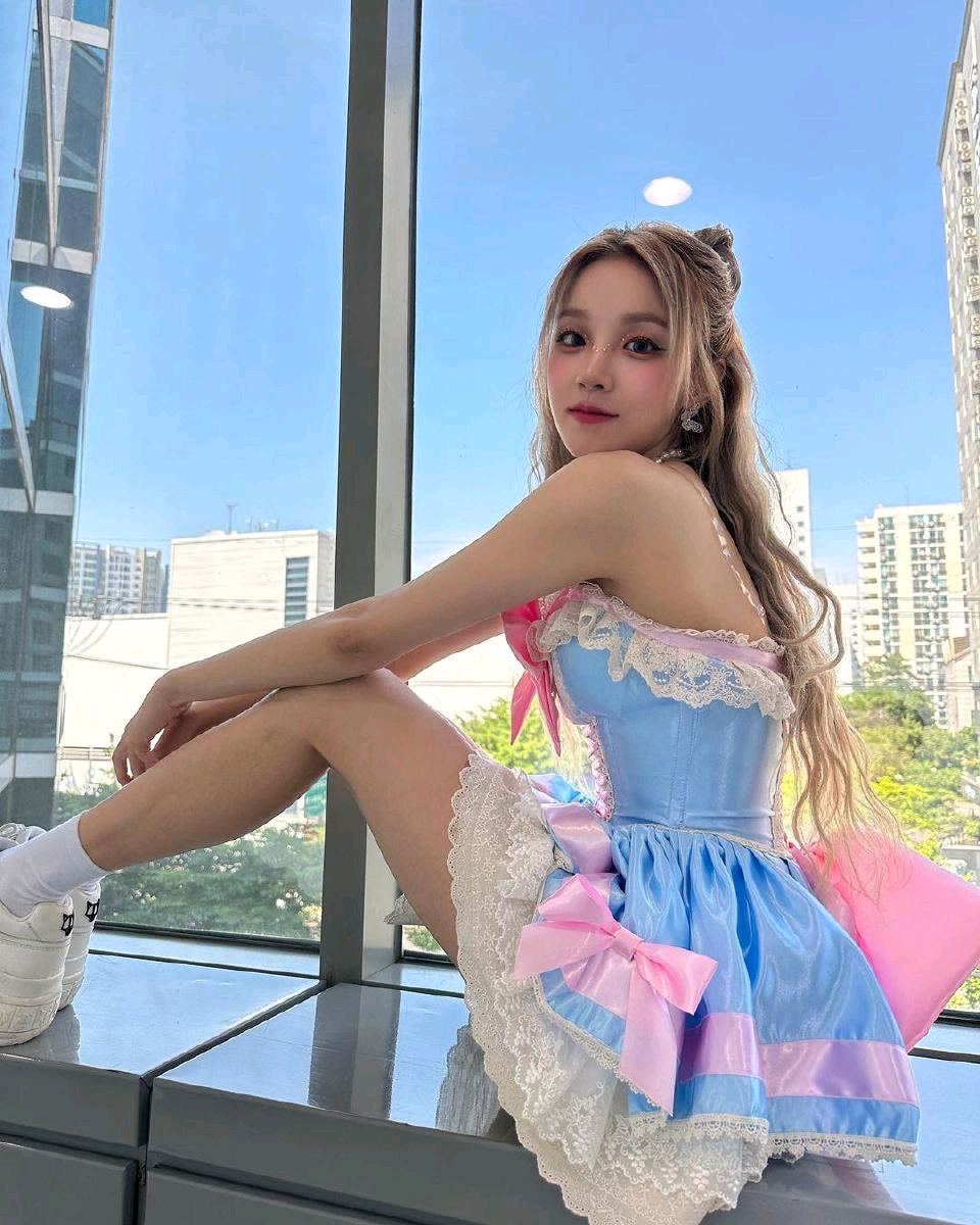 【宋雨琦】230605 雨琦更新ins - 哔哩哔哩