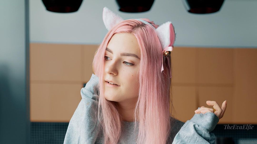 【大家的精选】Eva Elfie - 哔哩哔哩