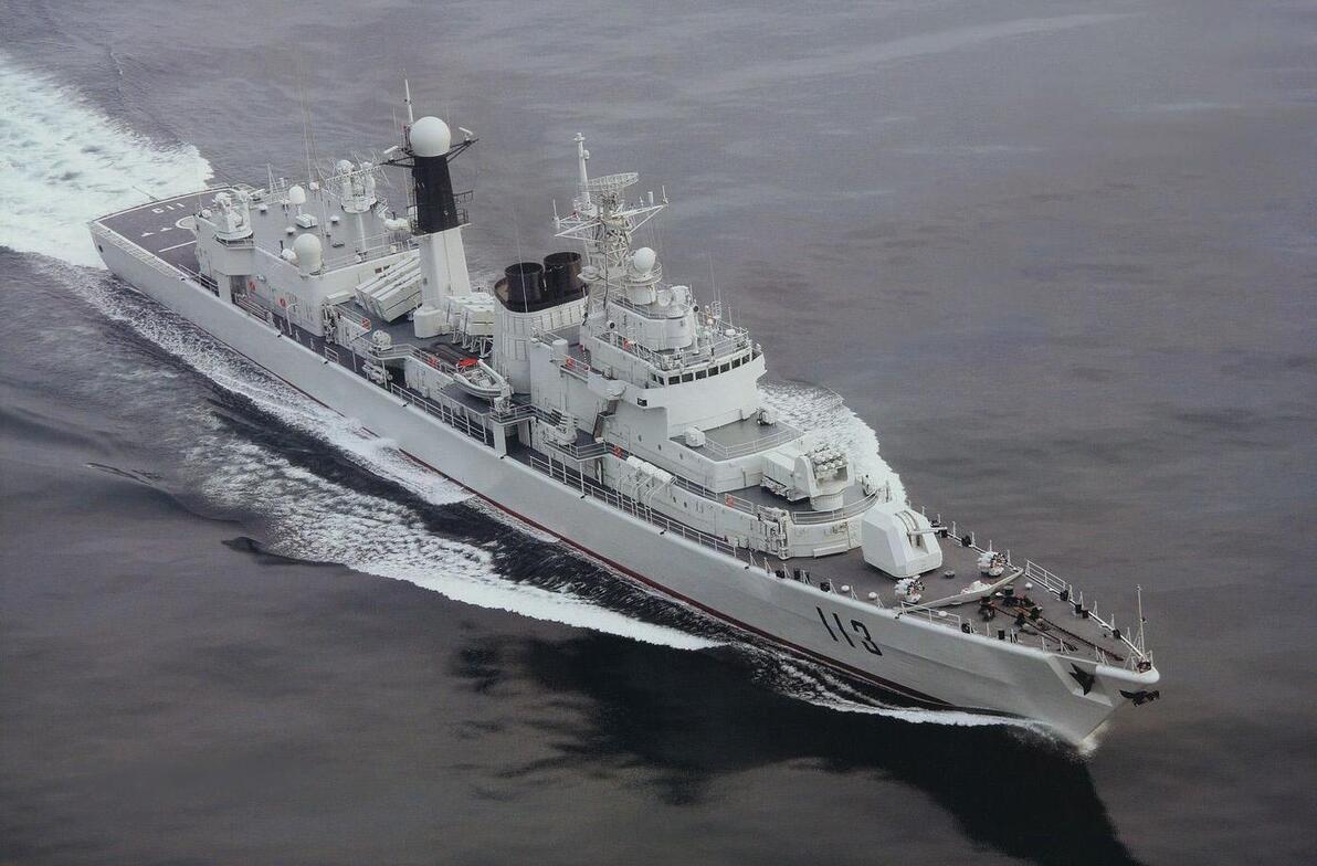 迈向蓝水的起点——中国海军052型驱逐舰 - 哔哩哔哩