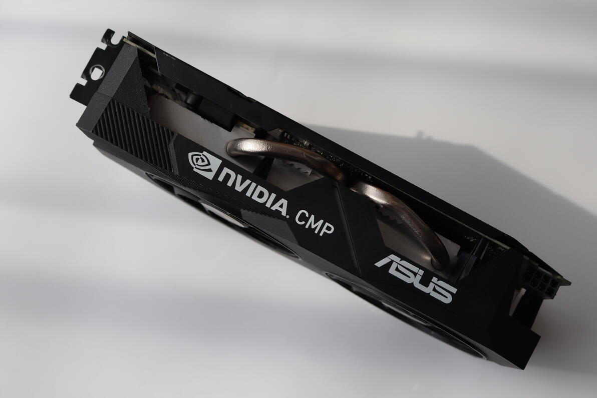 当锐龙5700G遇到魔改40HX，双显卡成就达成，跑分127万如此简单 - 哔哩哔哩