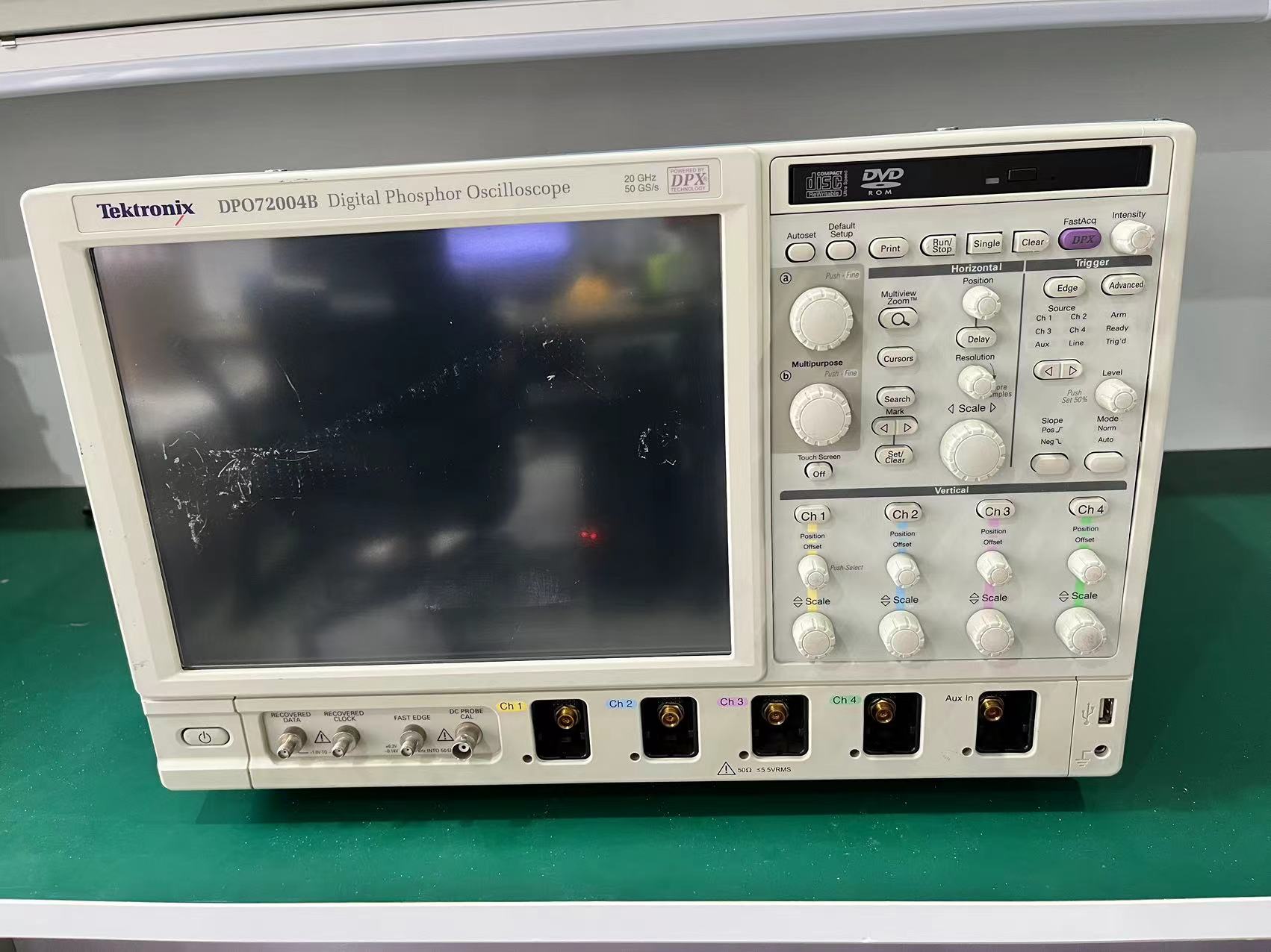 Tektronix泰克DPO72004B示波器 20G带宽 - 哔哩哔哩