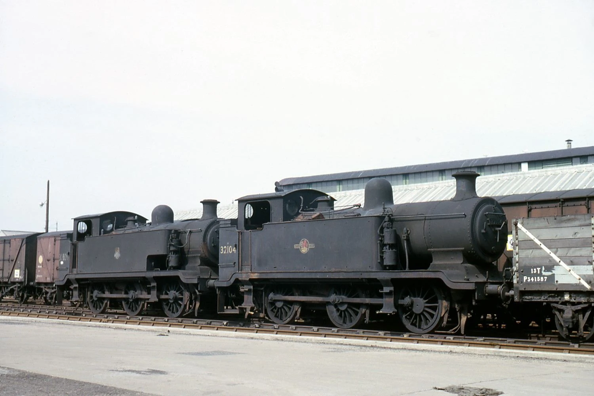 【火车科普贴】USEFUL ENGINE——LB&SCR E2型调车用蒸汽机车全车号信息/照片汇总 - 哔哩哔哩