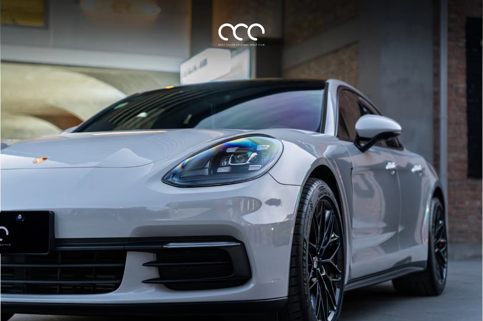 保时捷漫彩改色膜帕拉梅拉亚灰，恰到好处的优雅 - 哔哩哔哩