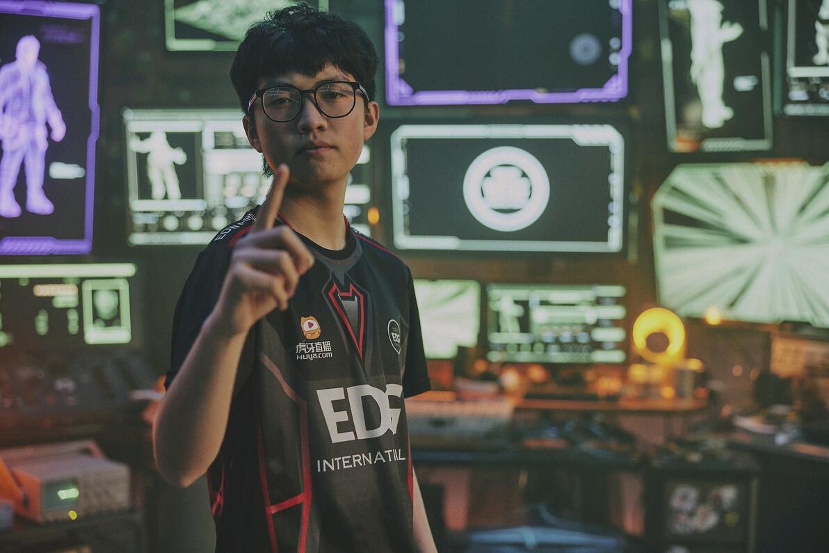 【无畏契约季前邀请赛】EDG. ZmjjKK群访 - 哔哩哔哩