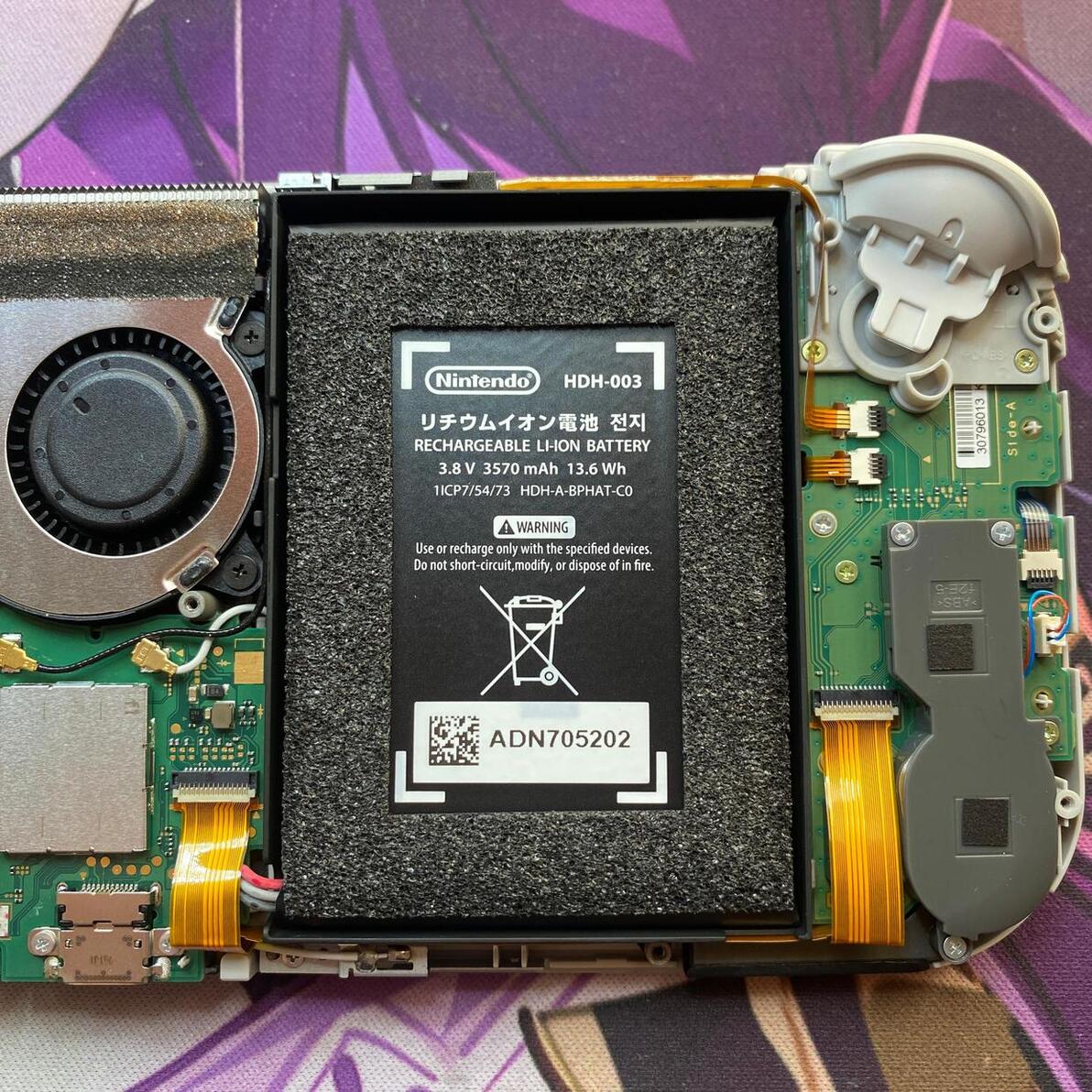 switchlite原装主板和零件拆解图 - 哔哩哔哩