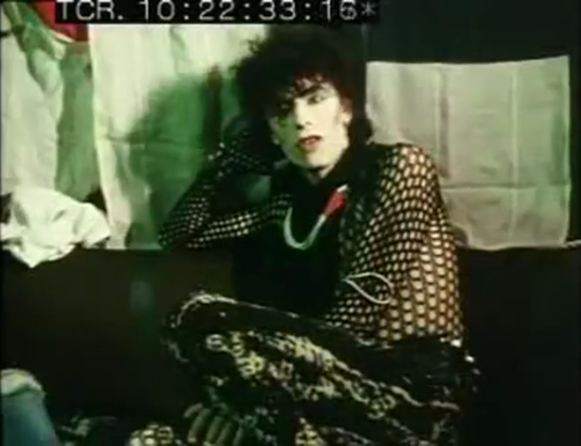 黑暗的浪漫？阴冷的狂野？我们来聊一聊哥特服饰的前世今生 - 哔哩哔哩