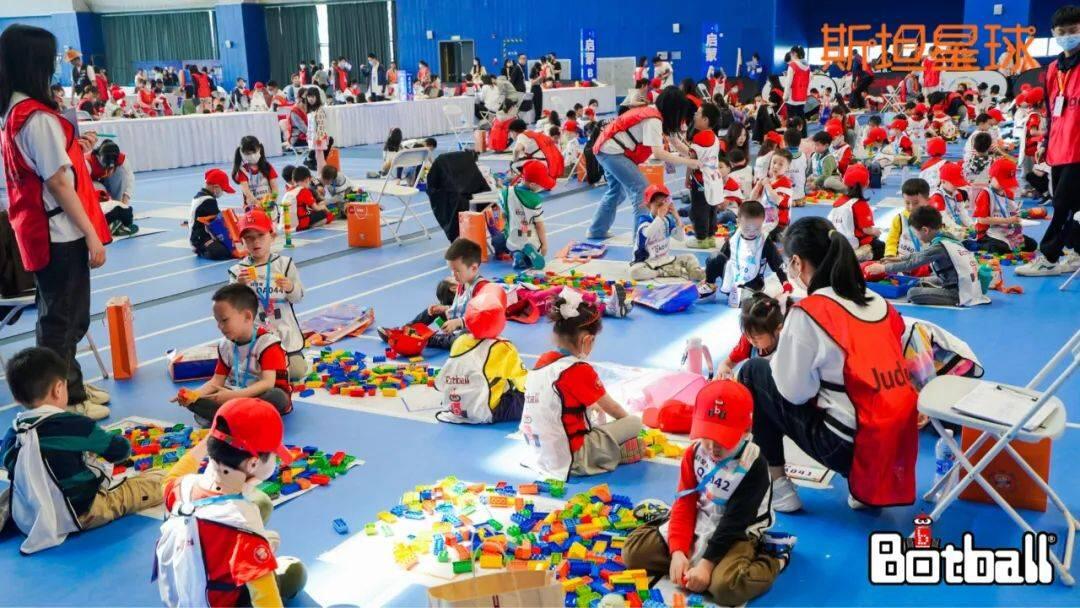 斯坦星球竞技 | 167个奖项收入囊中！Botball国际教育机器人大会亚洲分会现场直击 - 哔哩哔哩