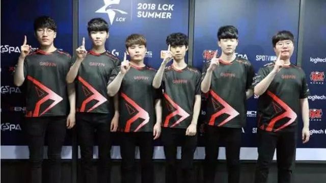 是时候认识下这支血虐SKT的“S9夺冠热门”了 - 哔哩哔哩