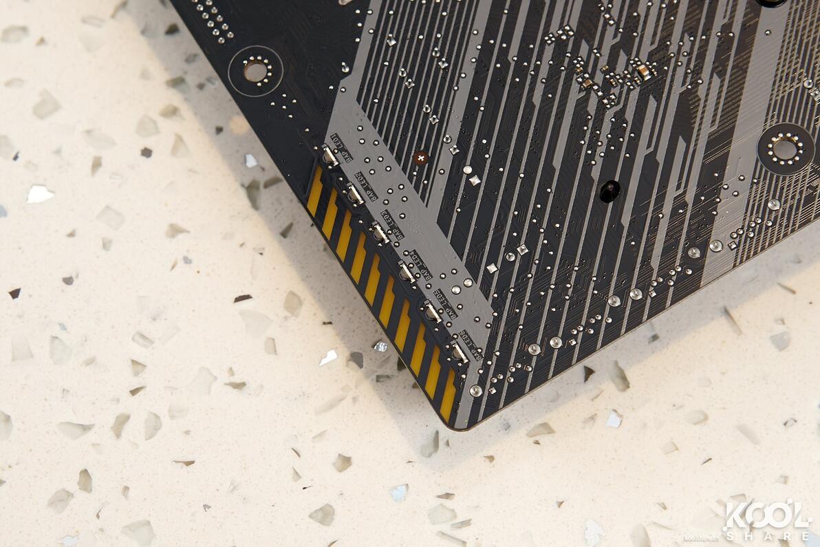 AM4的中端生力军——华硕 ASUS TUF GAMING B550M-PLUS 重炮手评测 - 哔哩哔哩