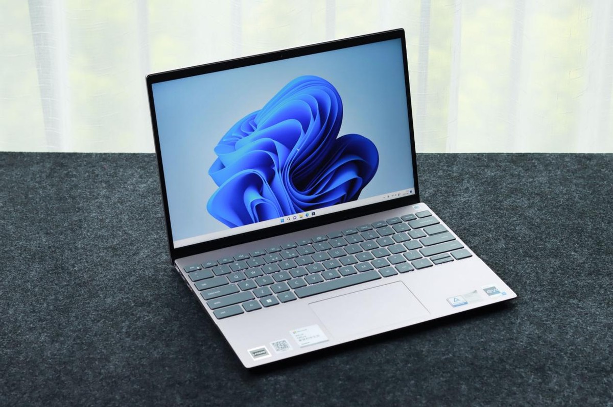 7K内小尺寸轻薄本的精致之选，23款新灵越13Pro（i7-1360P）测评 - 哔哩哔哩