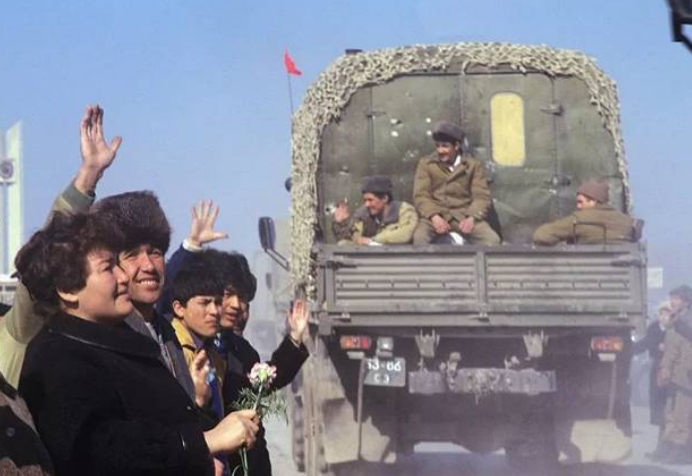 1981年的红色狂欢——苏联西方-81演习 - 哔哩哔哩