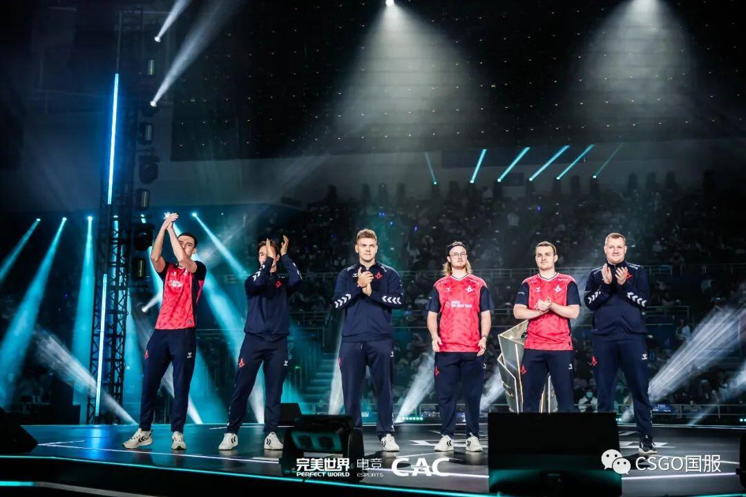 FaZe Clan勇夺CAC 2023冠军！大表哥、责任神完成个人卫冕 - 哔哩哔哩