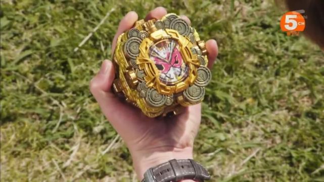 汇总那些主骑的融合变身道具，你知道几个？ - 哔哩哔哩