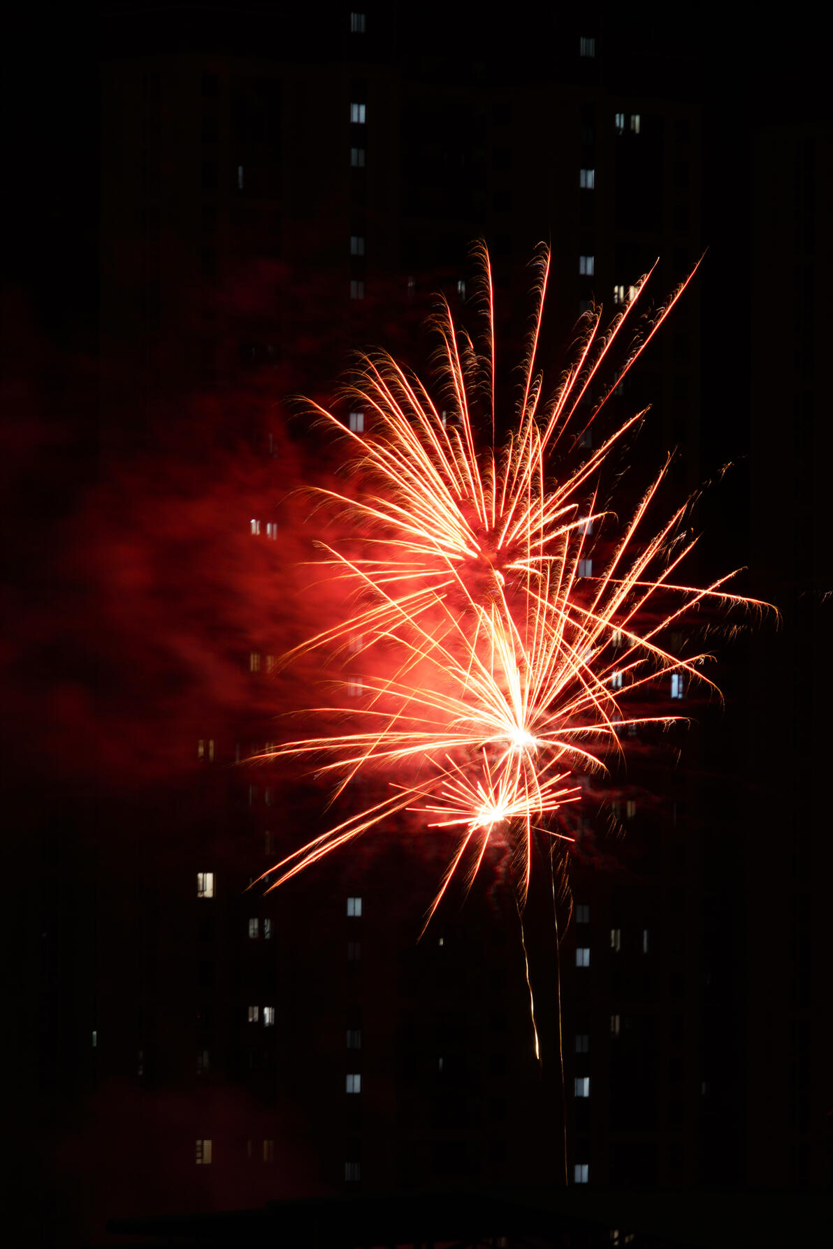 Nikon 180mm F2.8 ED AIS简单测评 - 哔哩哔哩