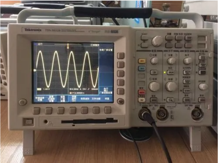 Tektronix泰克示波器维修常见故障【干货】 - 哔哩哔哩