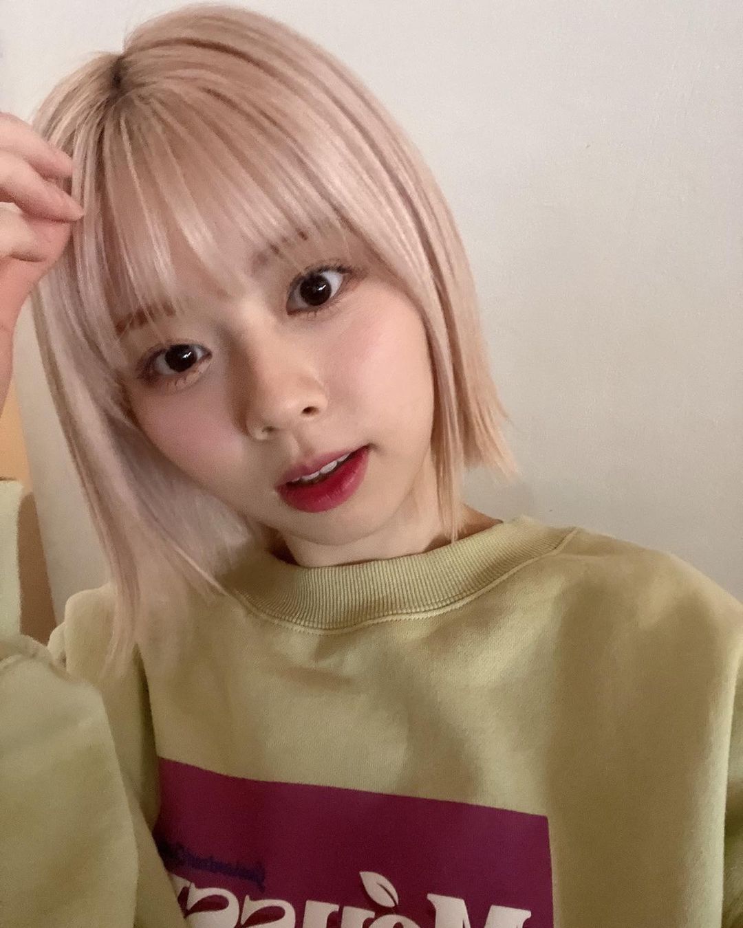 RIKU 大江梨久 IG 更新 - 哔哩哔哩