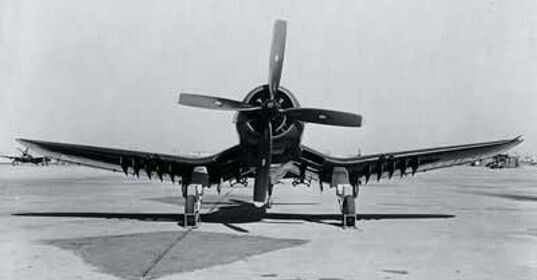 弯翼的地狱天使——F4U海盗型号辨别 - 哔哩哔哩