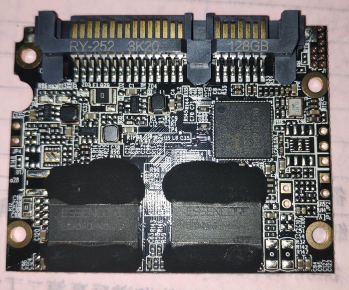 RTS5735DL海力士H3V4组合的固态开卡经验分享，RM1135固件量产工具，RM1135T开卡教程 - 哔哩哔哩