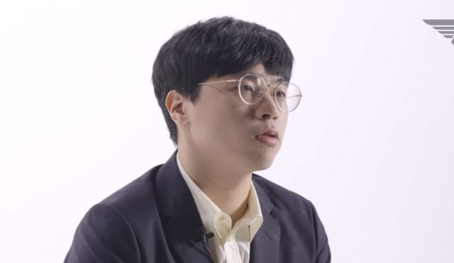 Bengi解释教练组选拔过程，希望T1粉丝相信自己的决定 - 哔哩哔哩
