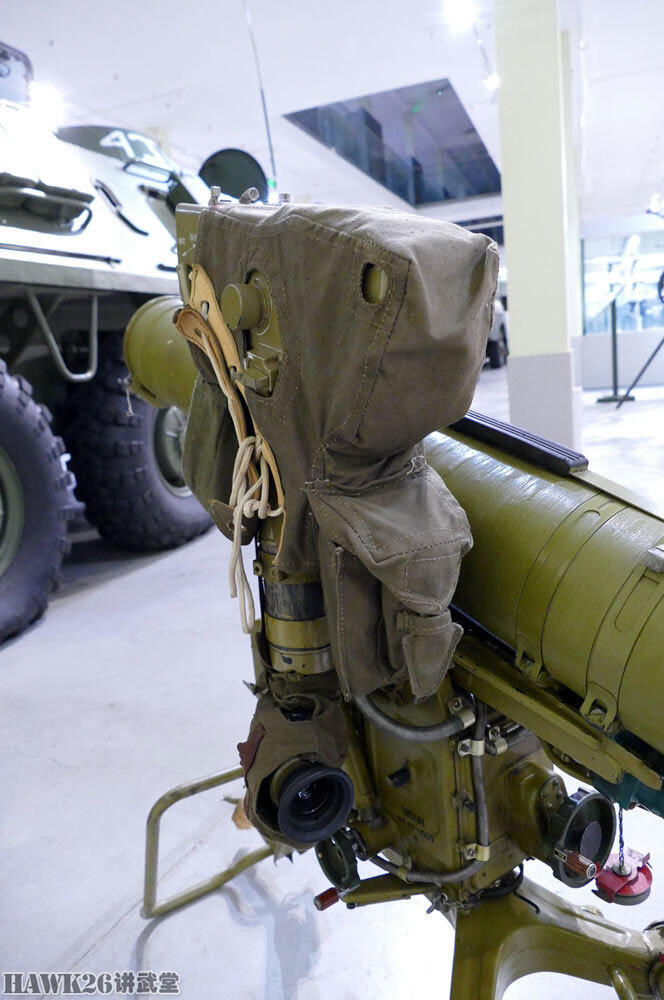 细看：9K111“巴松管”便携式反坦克导弹发射器 苏军的主力装备 - 哔哩哔哩