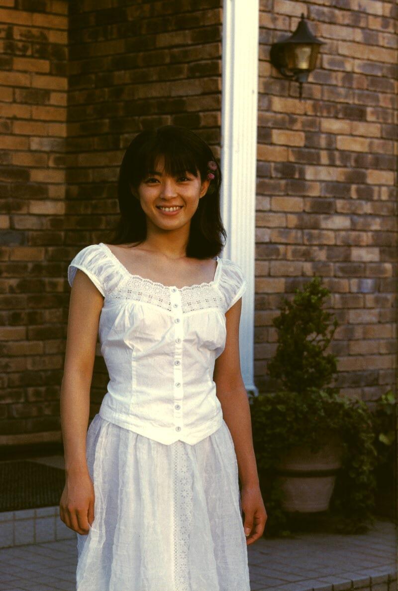 彩紋洋実 倉橋のぞみ 写真集 哔哩哔哩