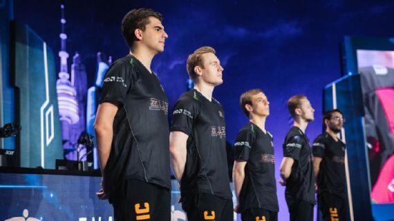 [翻译团]FNC.Bwipo：最尊敬TheShy和Smeb，对上KT和RNG才能让自己热血沸腾 - 哔哩哔哩