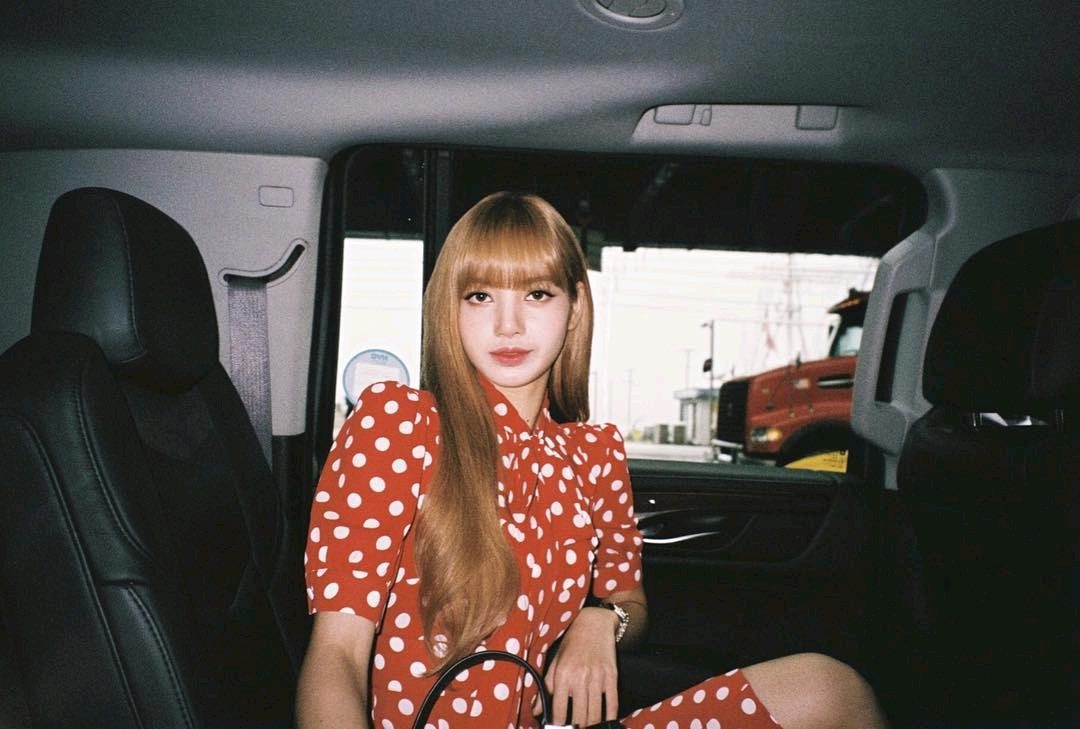 LISA INS图2018全记录3 - 哔哩哔哩