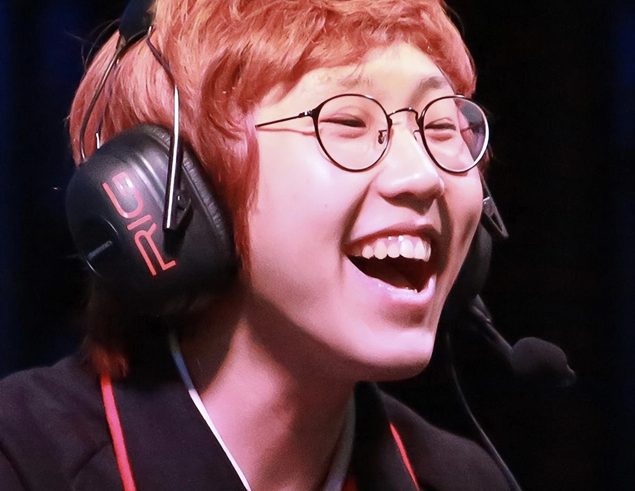 世界冠军沦落至此！Imp确诊四级精神病，服兵役可变公益兵 - 哔哩哔哩