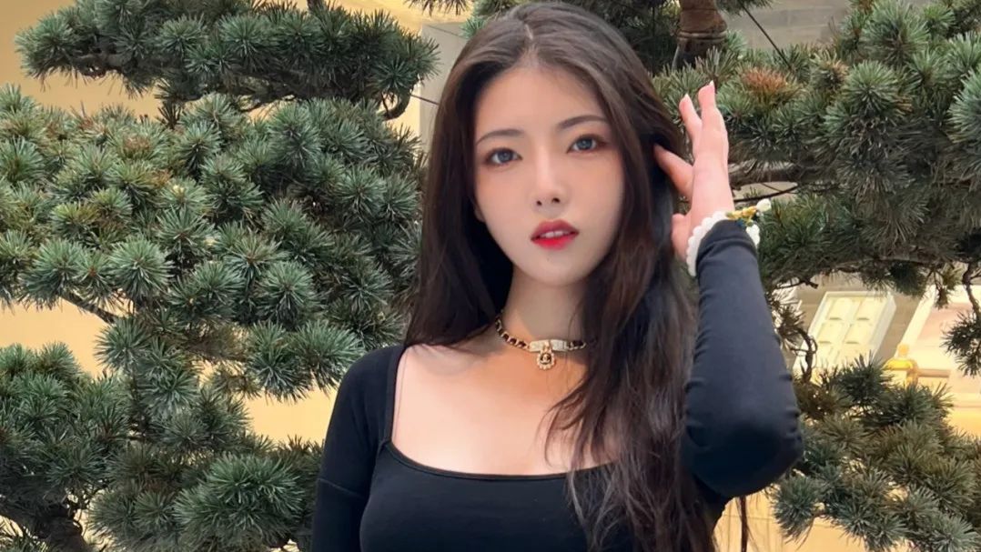 QS80硕，任职科研事业单位，京户，校队女足，曾创办摄影工作室的小姐姐想脱单 - 哔哩哔哩