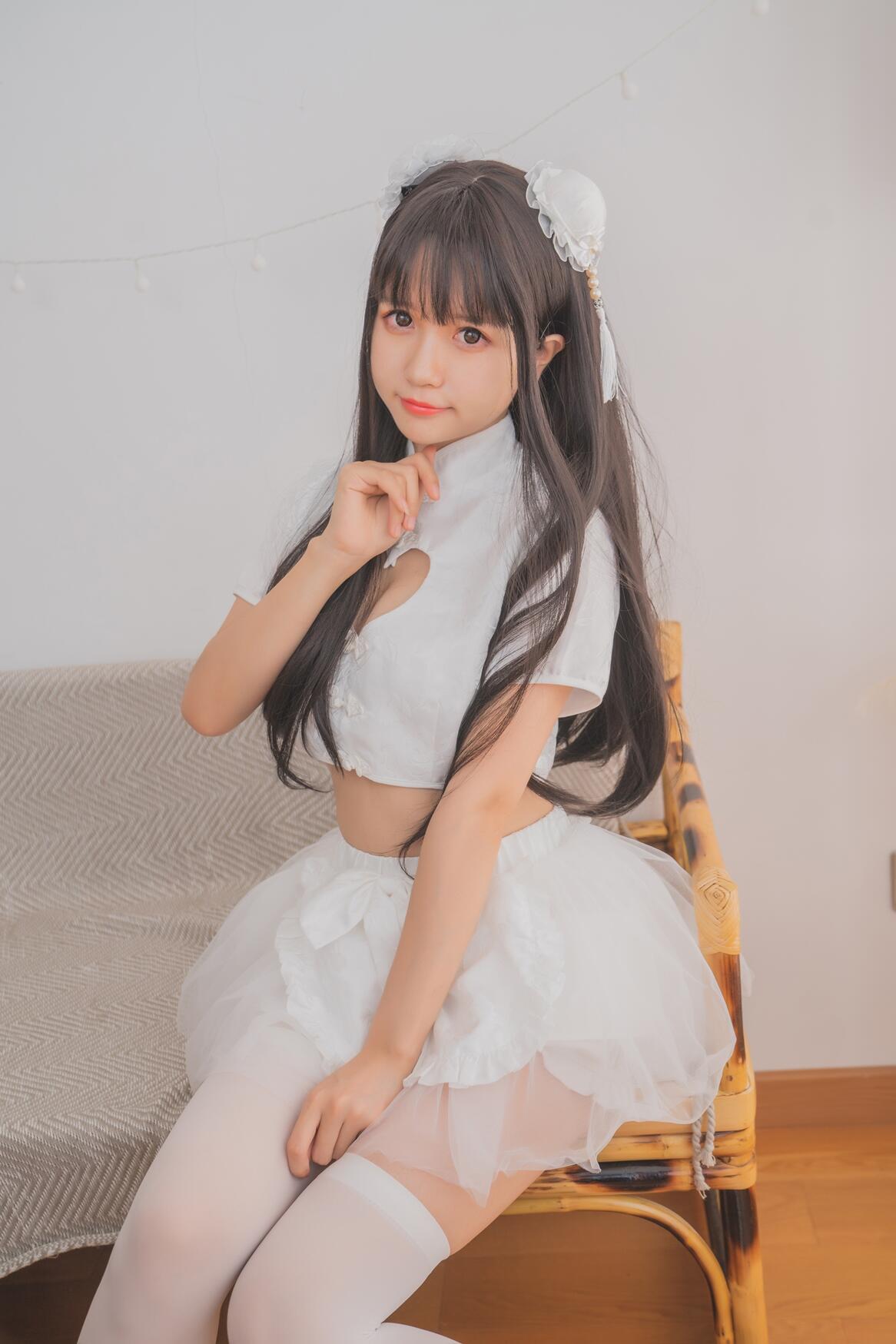 Coser咬一口兔娘ovo(黏黏团子兔) ：邻家小妹&日不落 - 哔哩哔哩