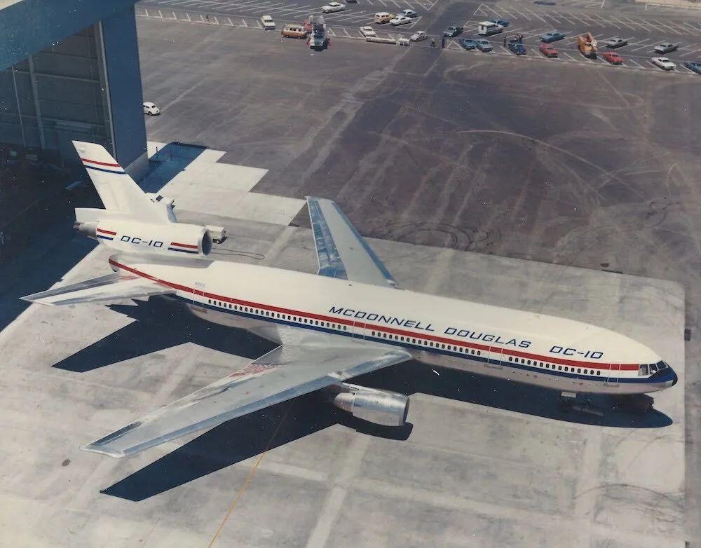 问心有愧—McDonnell Douglas DC-10 - 哔哩哔哩