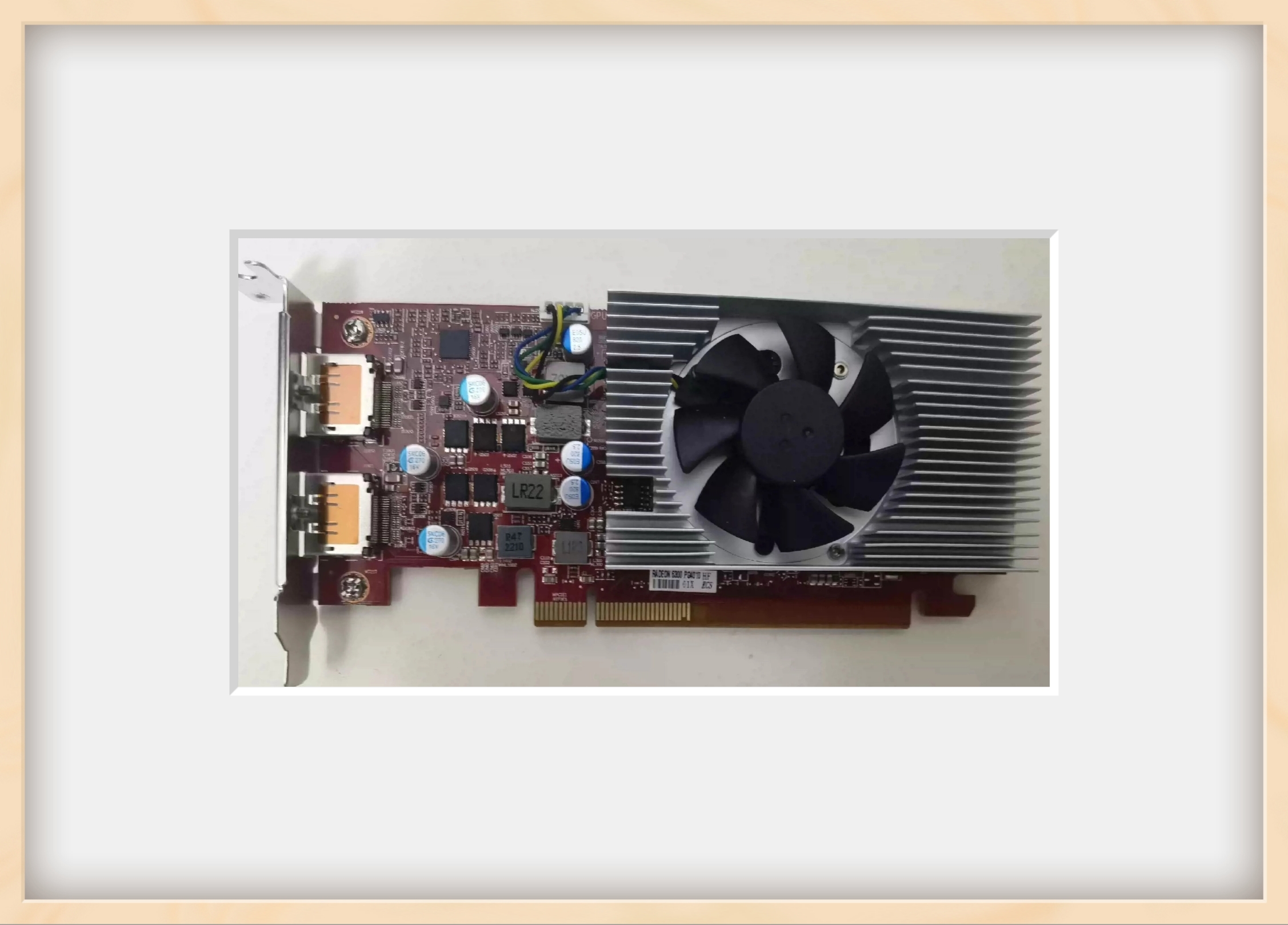 AMD RX 6300 入门级显卡现身闲鱼：2GB 显存，标价 399 元 - 哔哩哔哩