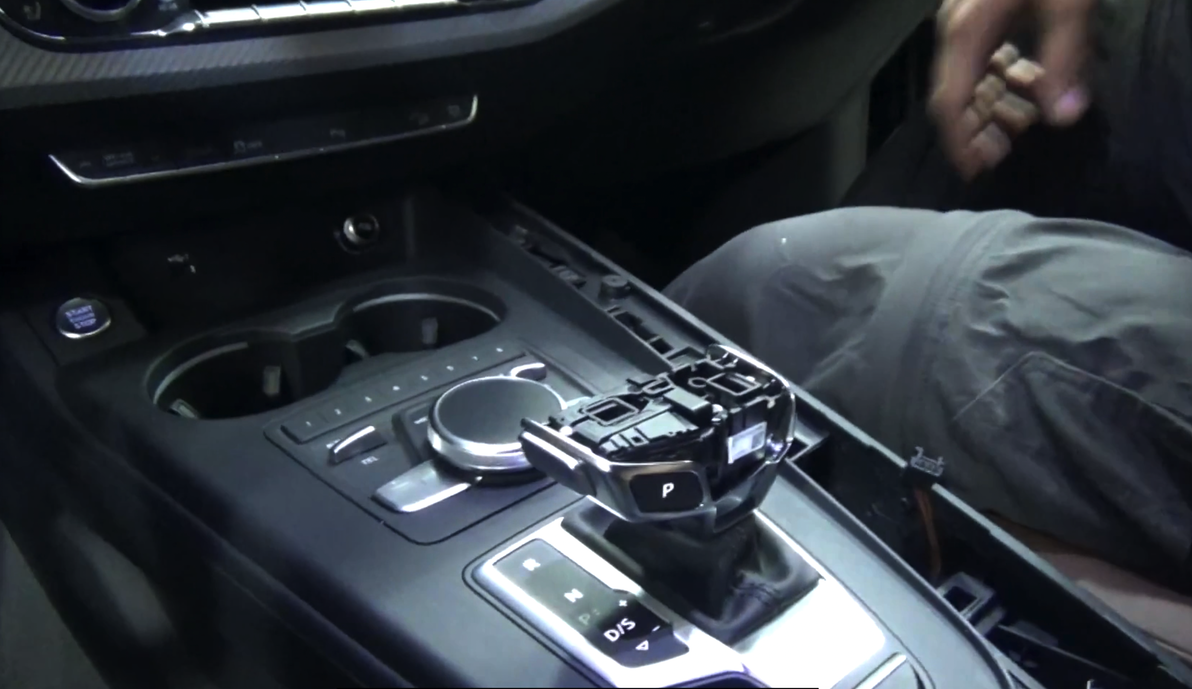 绝对硬货奥迪A4L(B9)中控MMI拆解教程 - 哔哩哔哩