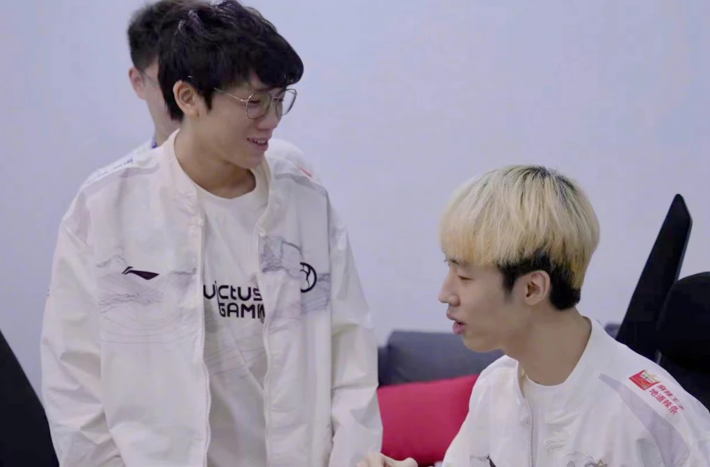 Hope制霸赛场，WE零封IG，MSI三冠王RNG等来坏消息 - 哔哩哔哩