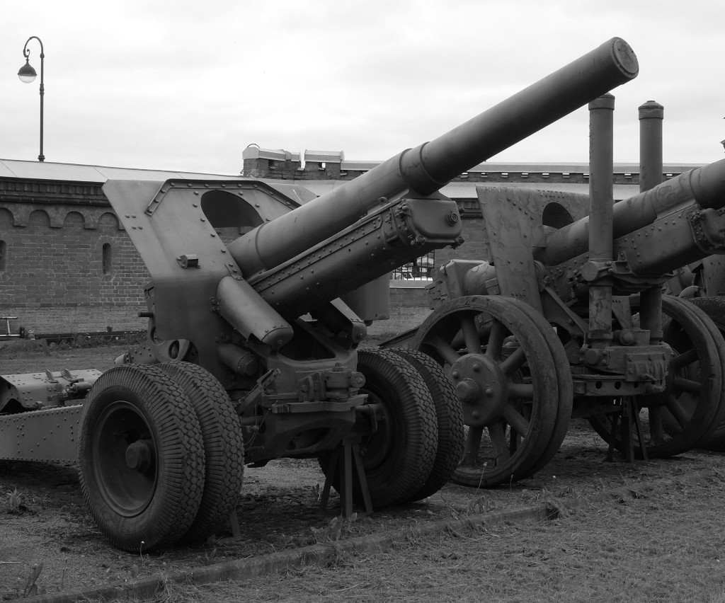 未曾实现的师级152mm榴弹炮——苏联M10 152mm榴弹炮 - 哔哩哔哩