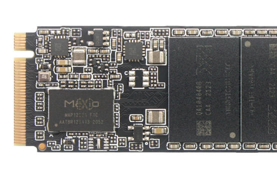 主流定位越级体验：致态TiPlus5000 1TB评测 - 哔哩哔哩