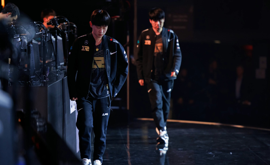 卖选手的钱拖了整整3年！PDD回应起诉RNG原因 - 哔哩哔哩