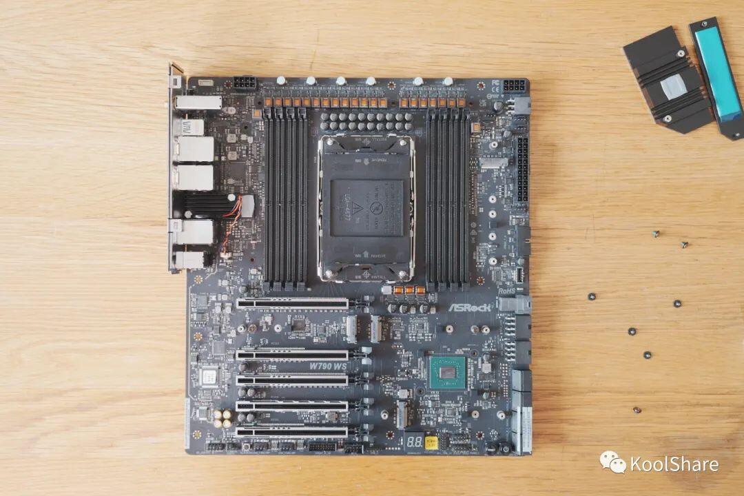 华擎W790 WS主板评测及Xeon w9-3495X超频体验 - 哔哩哔哩