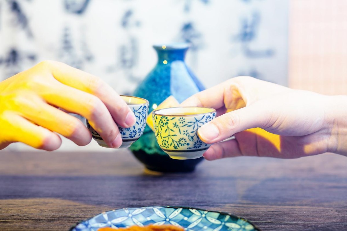 白酒放了20年还能喝吗?能不能喝取决这几点 哔哩哔哩