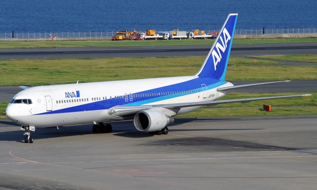 【机型介绍】波音767 —— 普通却不平凡的客机 - 哔哩哔哩