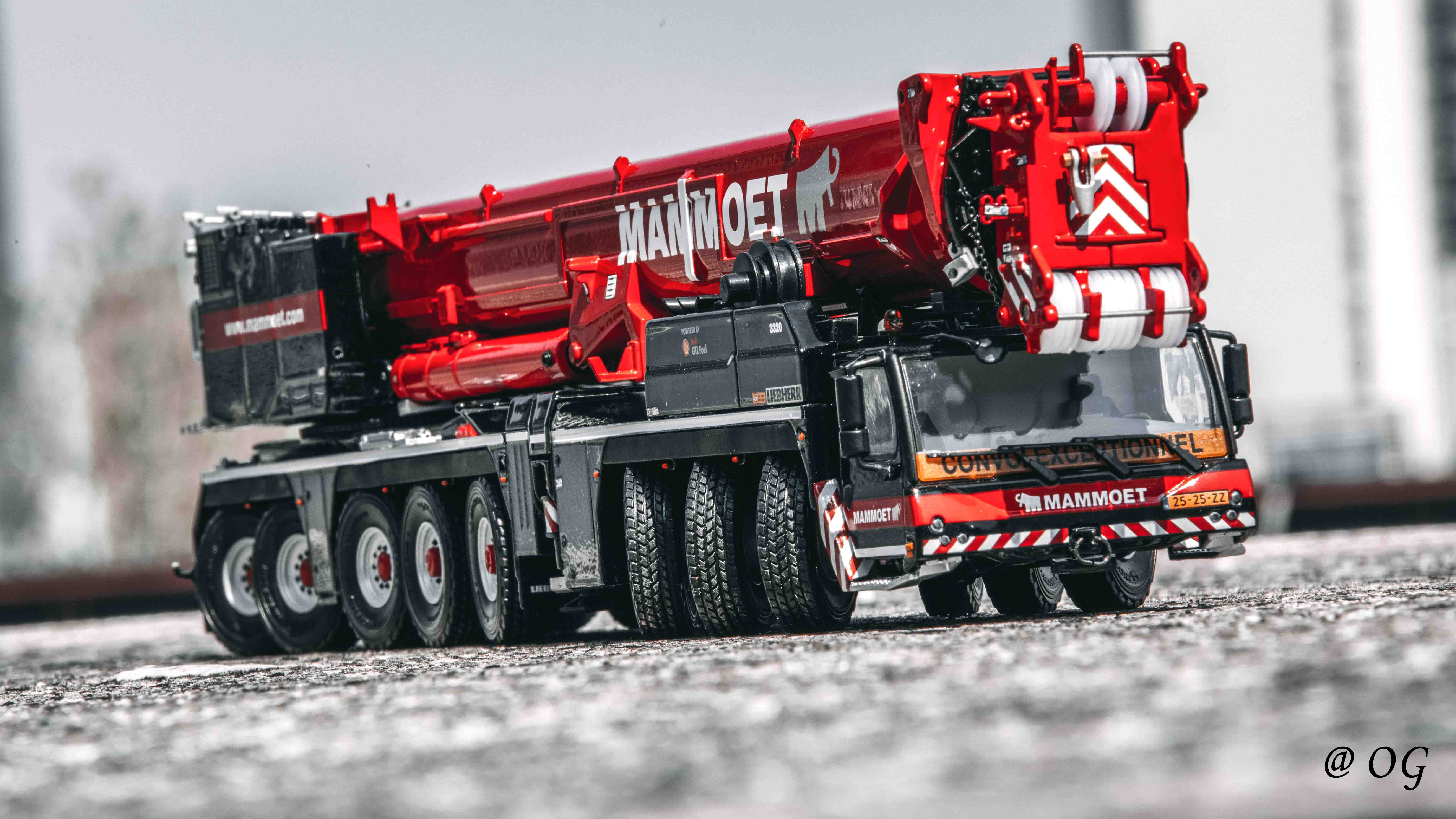 wsi 1/50 LTM1650 8.1 MAMMOET 车体篇 - 哔哩哔哩