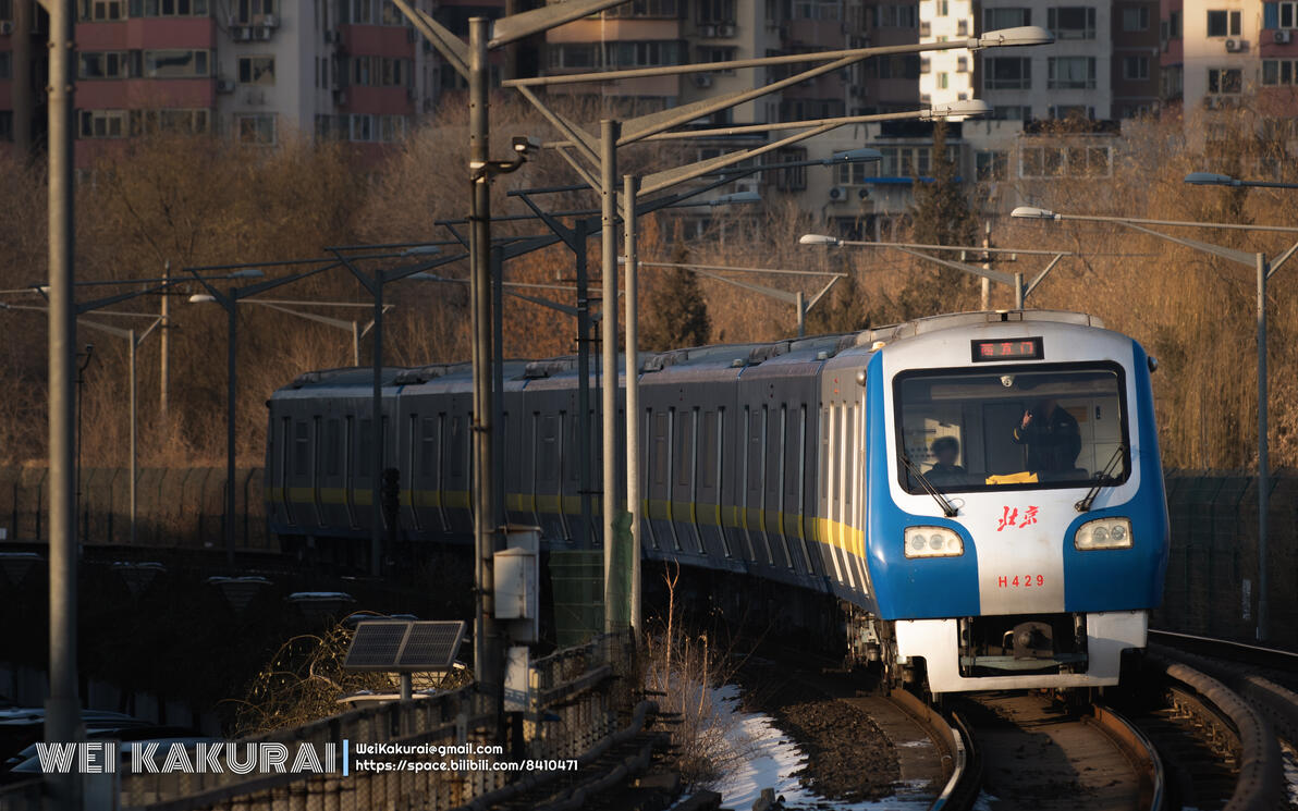 【北京地铁】13号线56组DKZ5/DKZ6型电动客车组(H401~H456)照片全集 - 哔哩哔哩