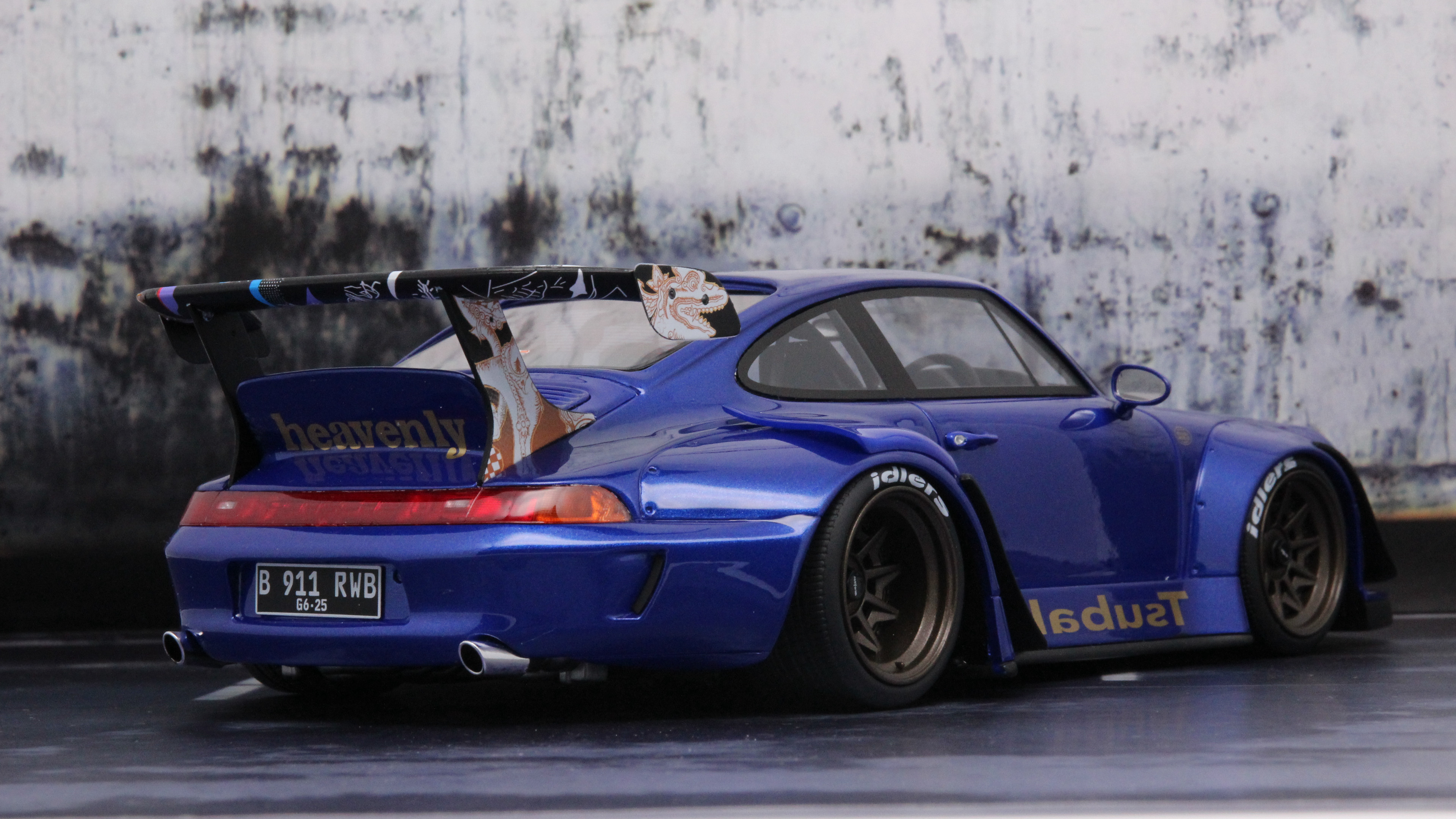RWB 993 Tsubaki by GT Spirit - 哔哩哔哩