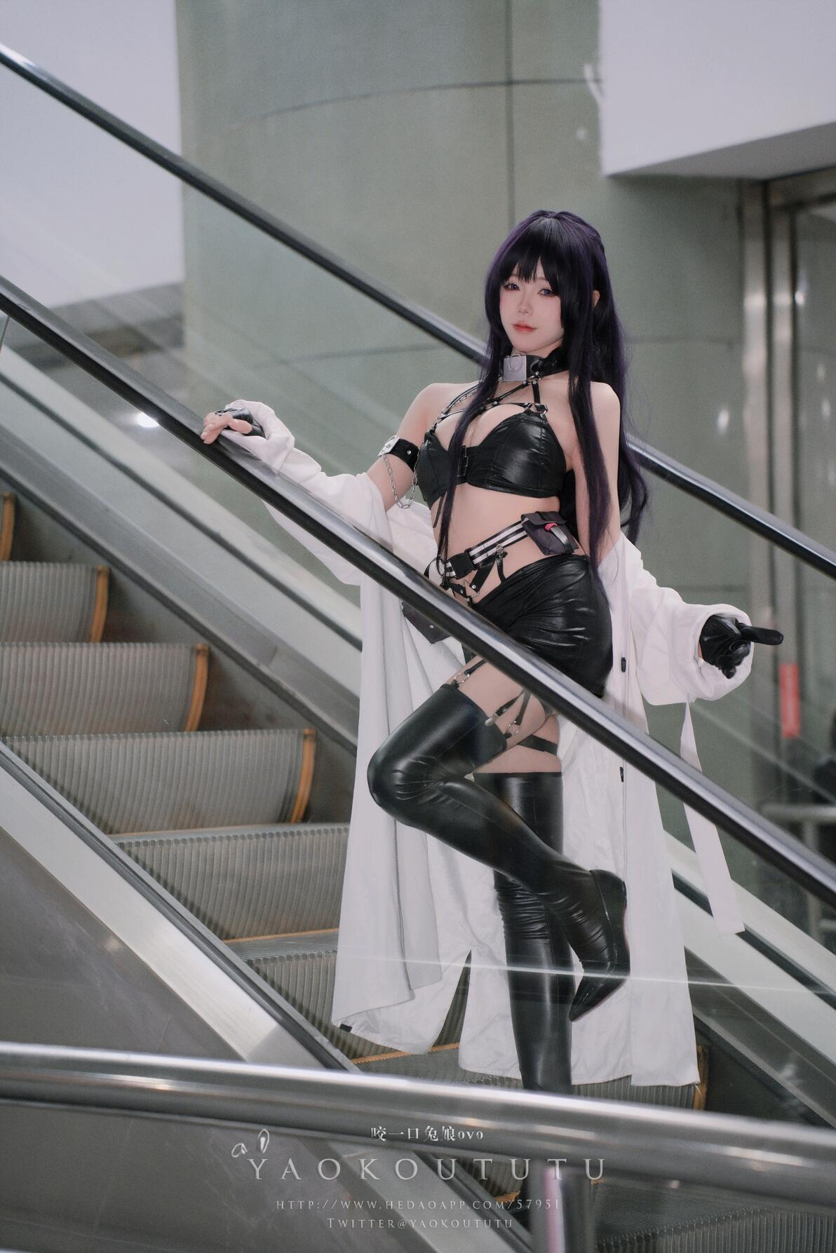 Cos丨咬一口兔娘ovo - 漫展-米哈拉 - 哔哩哔哩