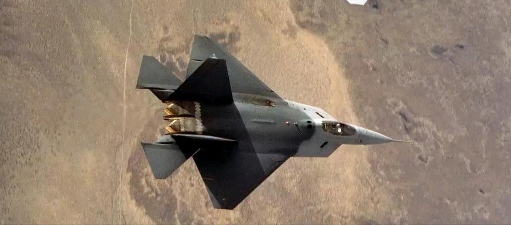 F22为什么是神（下）——浅析F22拥有和曾经拥有的技术优势隐身篇 - 哔哩哔哩