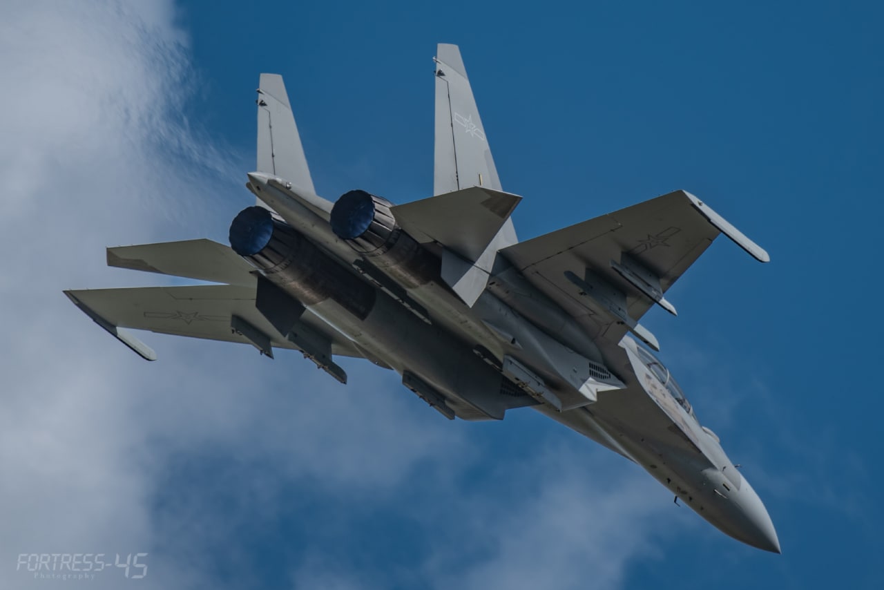 J-16 4K 壁纸 - 哔哩哔哩