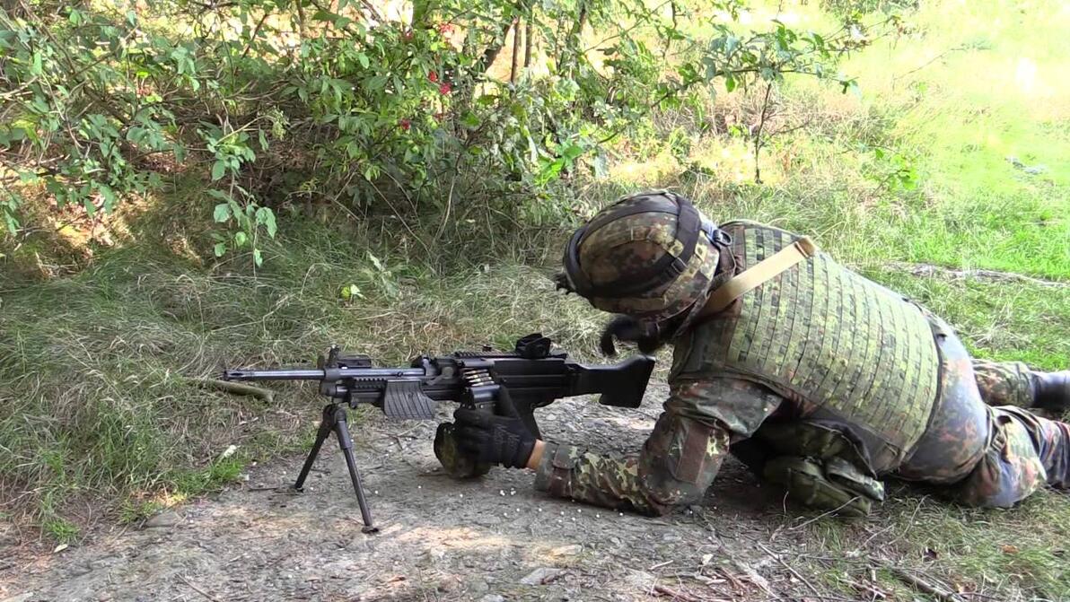 枪械科普：MG4 - 哔哩哔哩