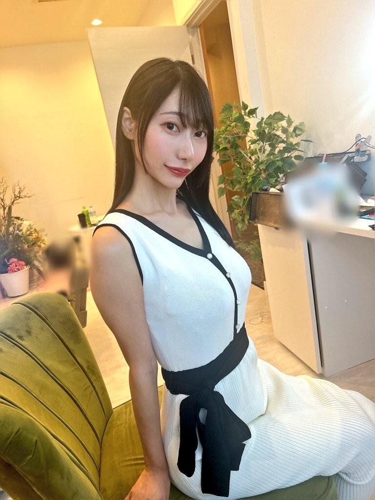 每天分享一个美女——篠真有 - 哔哩哔哩