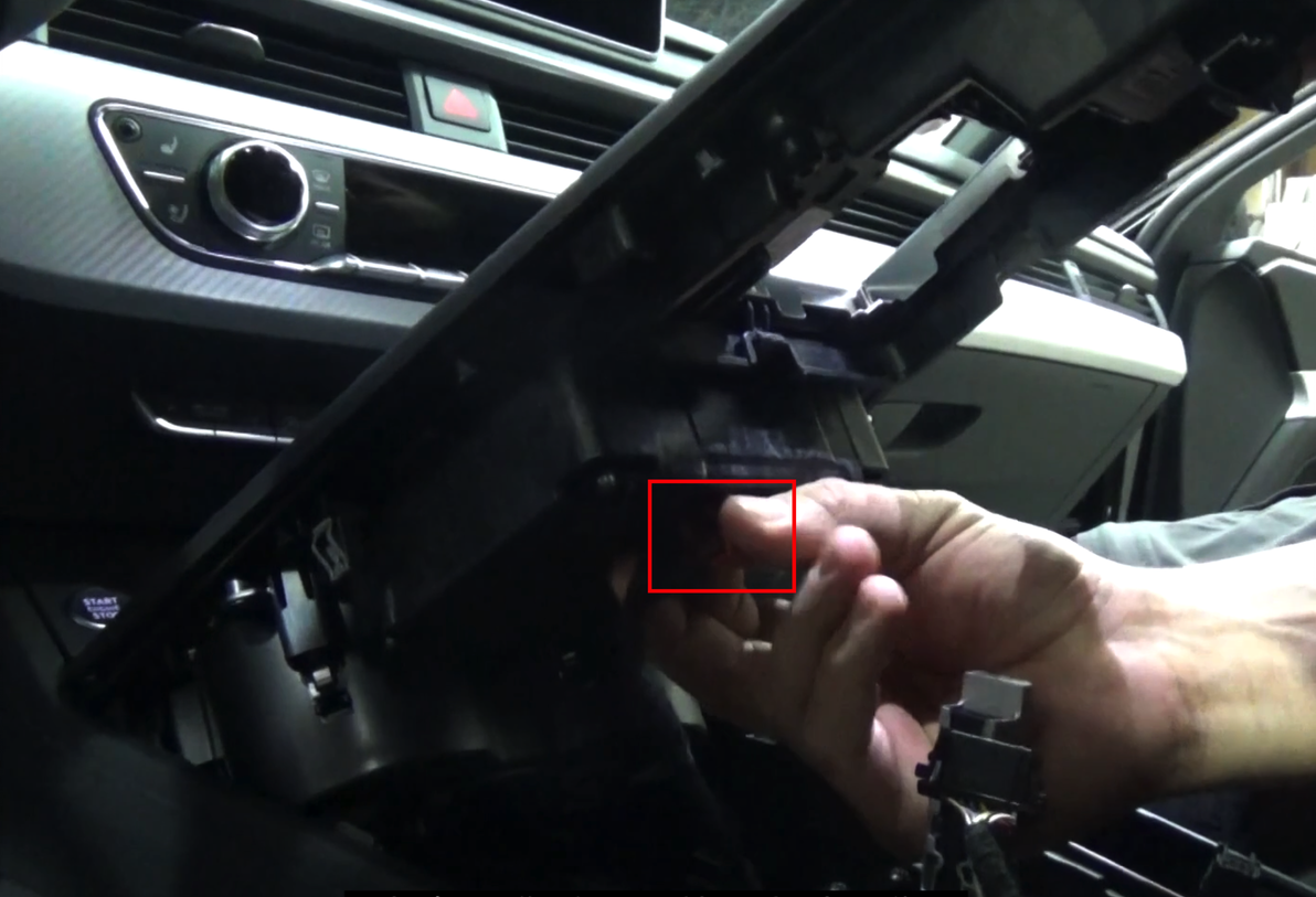 绝对硬货奥迪A4L(B9)中控MMI拆解教程 - 哔哩哔哩